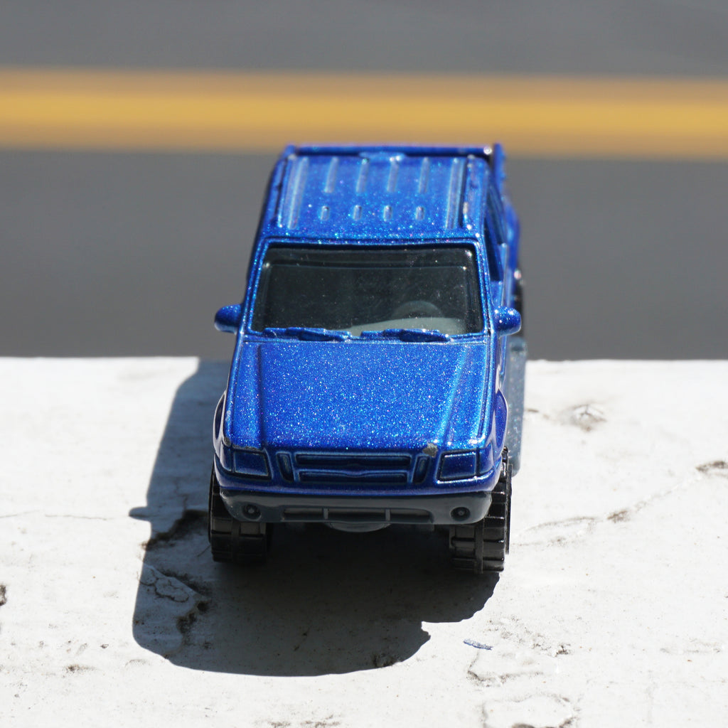 2000 Vintage Diecast MATCHBOX Ford Explorer Sport Trac Toy Pickup Truc ...