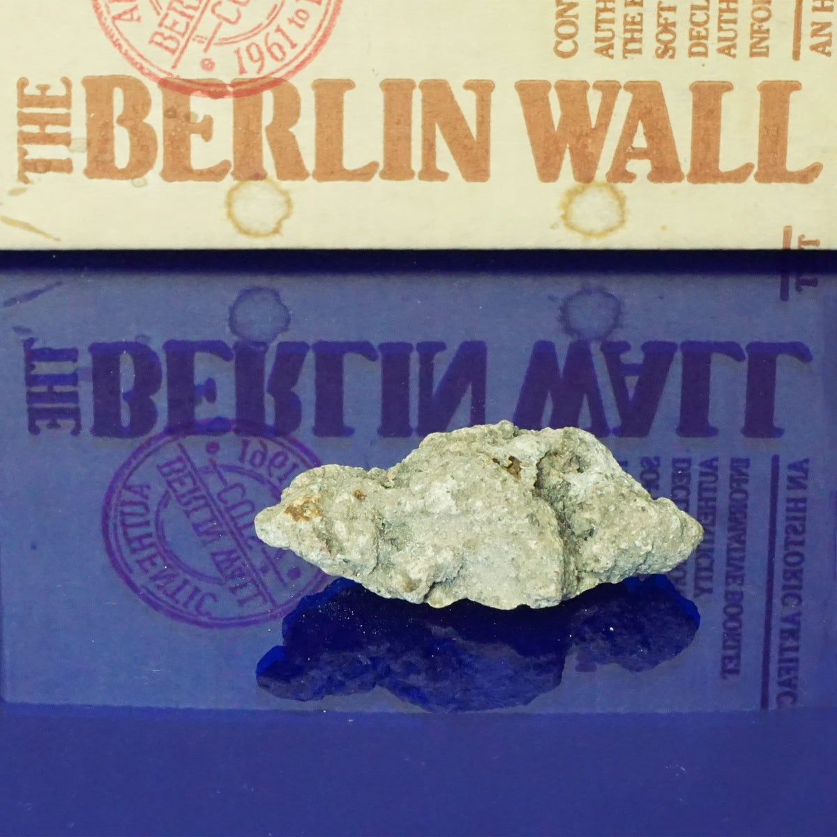 1989 Hyman Products Authentic BERLIN WALL Cuts Historical Artifact ...